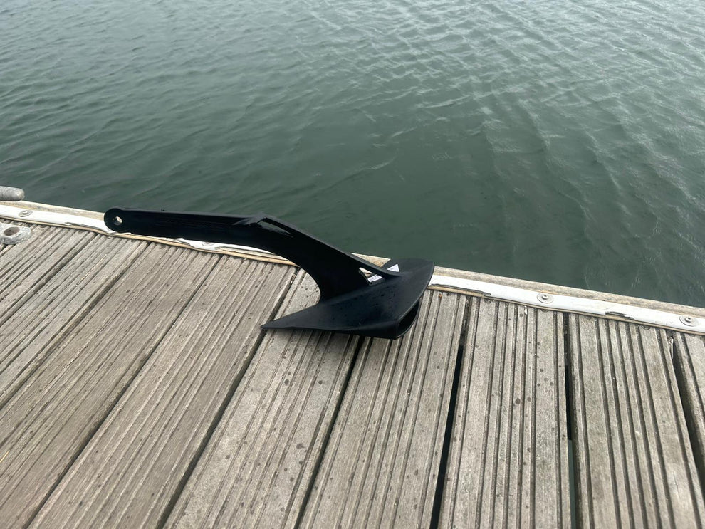 Cooper Anchors Black Nylon Small Boat or Rib Anchor 1.5kg plus rope